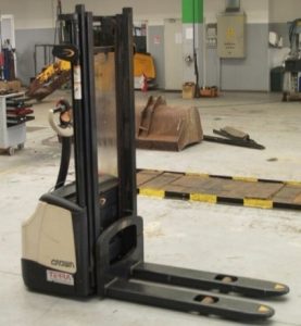 CROWN WF3000 SERIES FORKLIFT Service Parts Catalog Manual - SERVICE ...